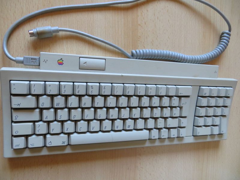 Apple Keyboard II – Jungsis Corner