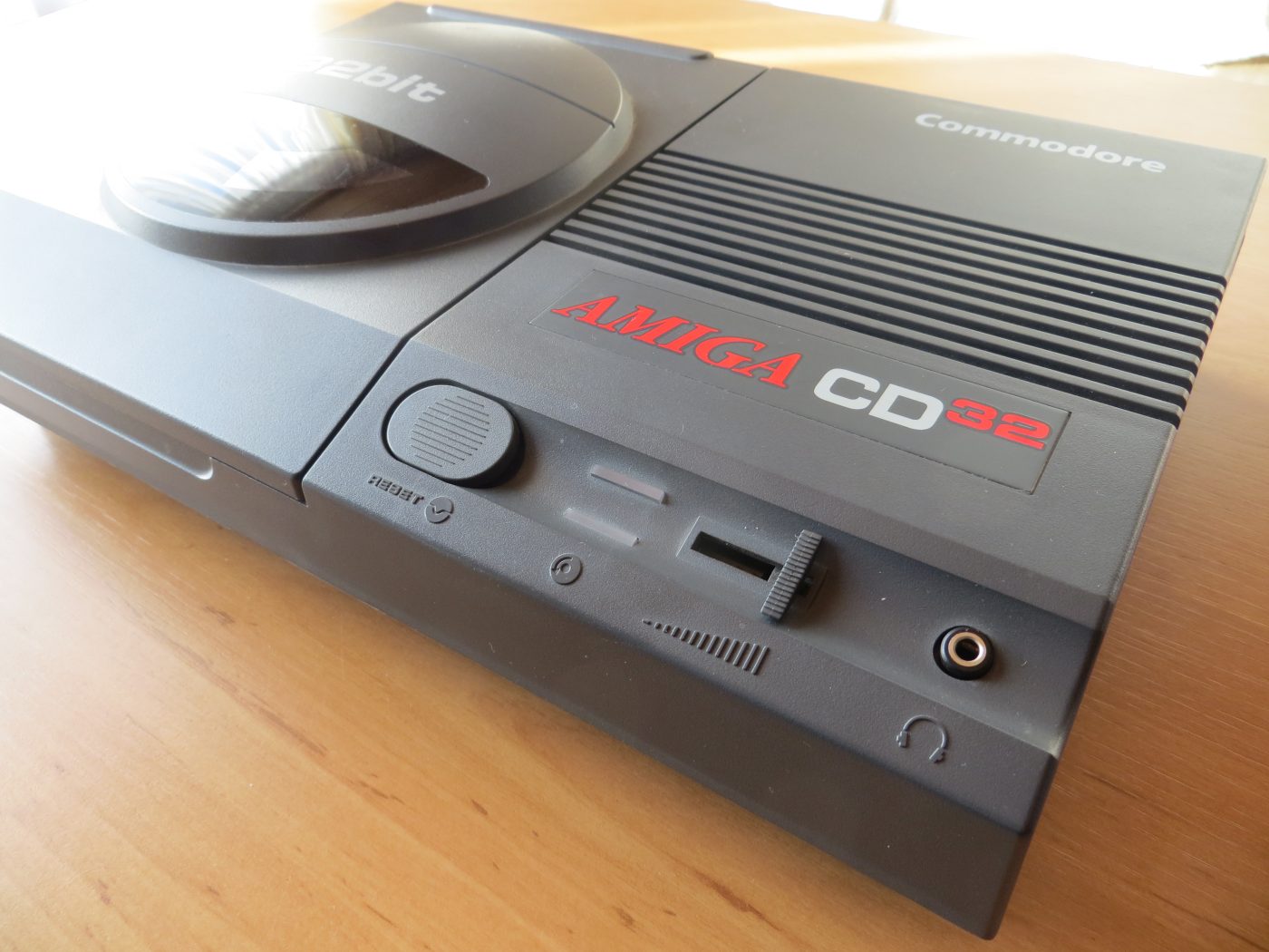 Commodore Amiga CD32 – Jungsis Corner