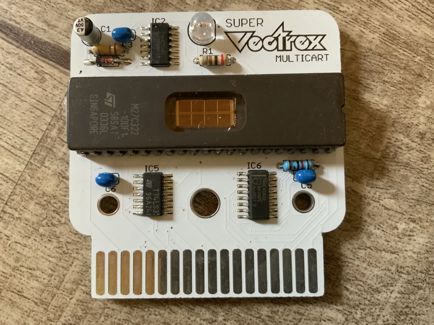 Super Vectrex MultiCart [Vectrex] – Jungsis Corner