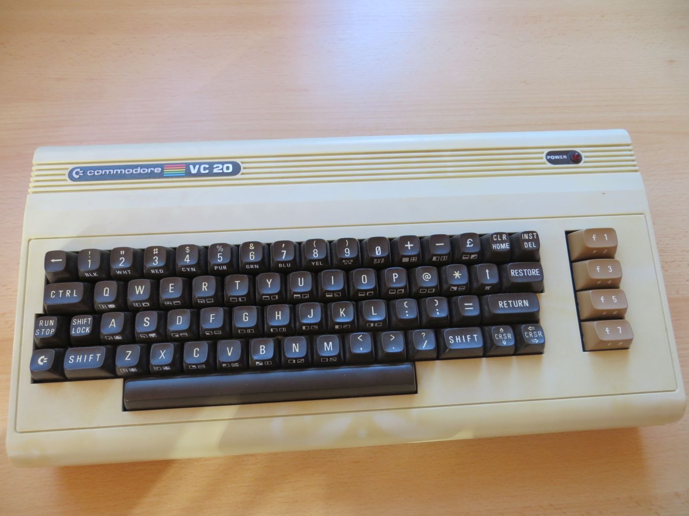Commodore VC 20 [Commodore] – Jungsis Corner